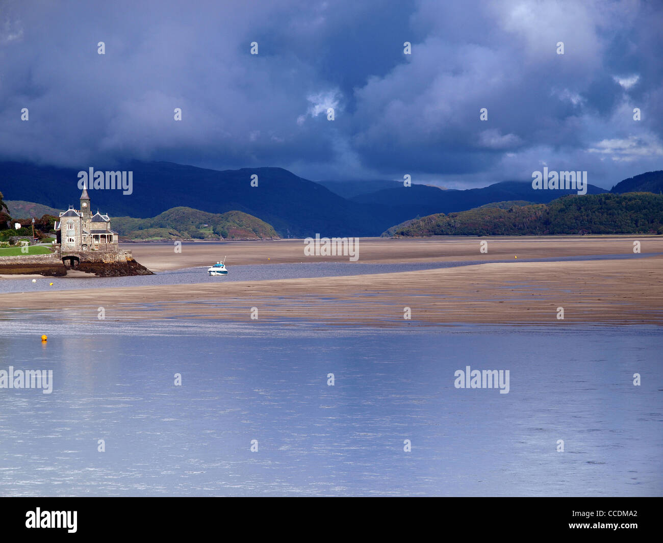 The Mawddach Estuary, Barmouth Stock Photo - Alamy