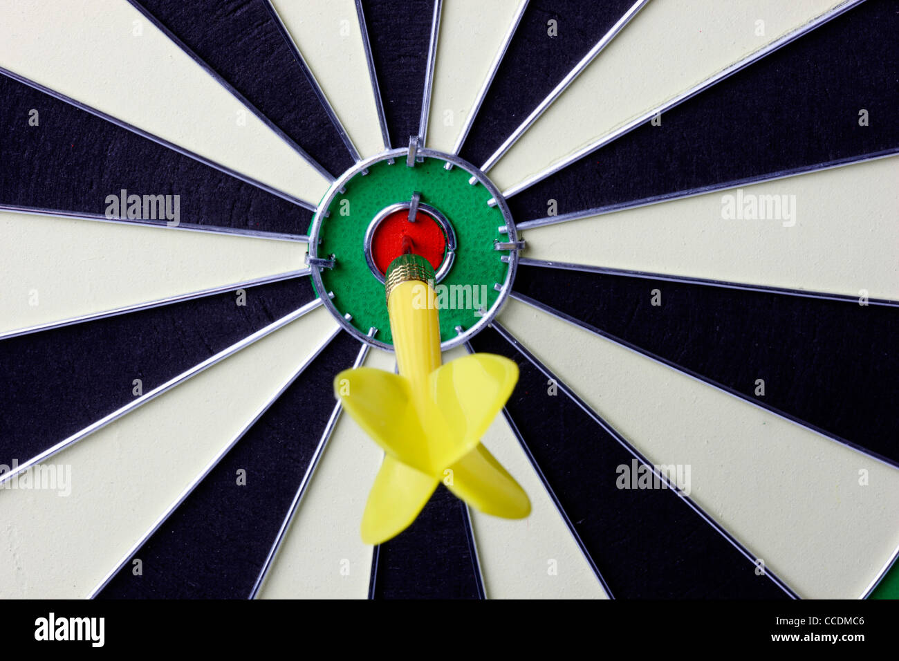 Dartboard, Dart game. Throwing darts Stock Photo - Alamy