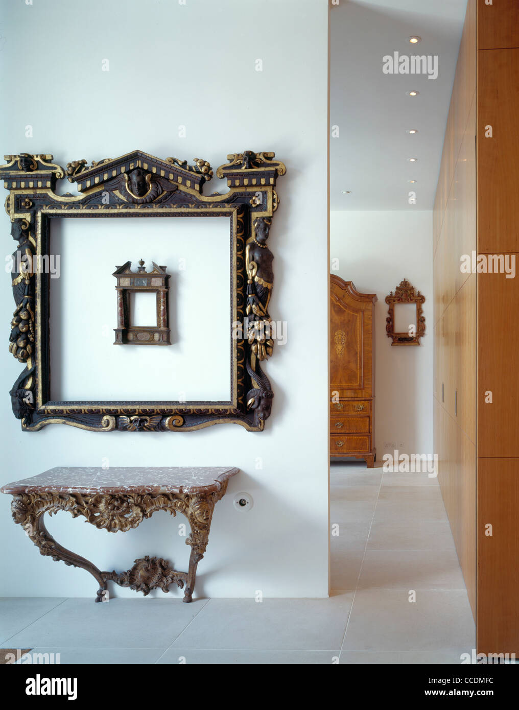 PRIVATE HOUSE ENTRANCE HALL TO MUSIC ROOM Stock Photo - Alamy
