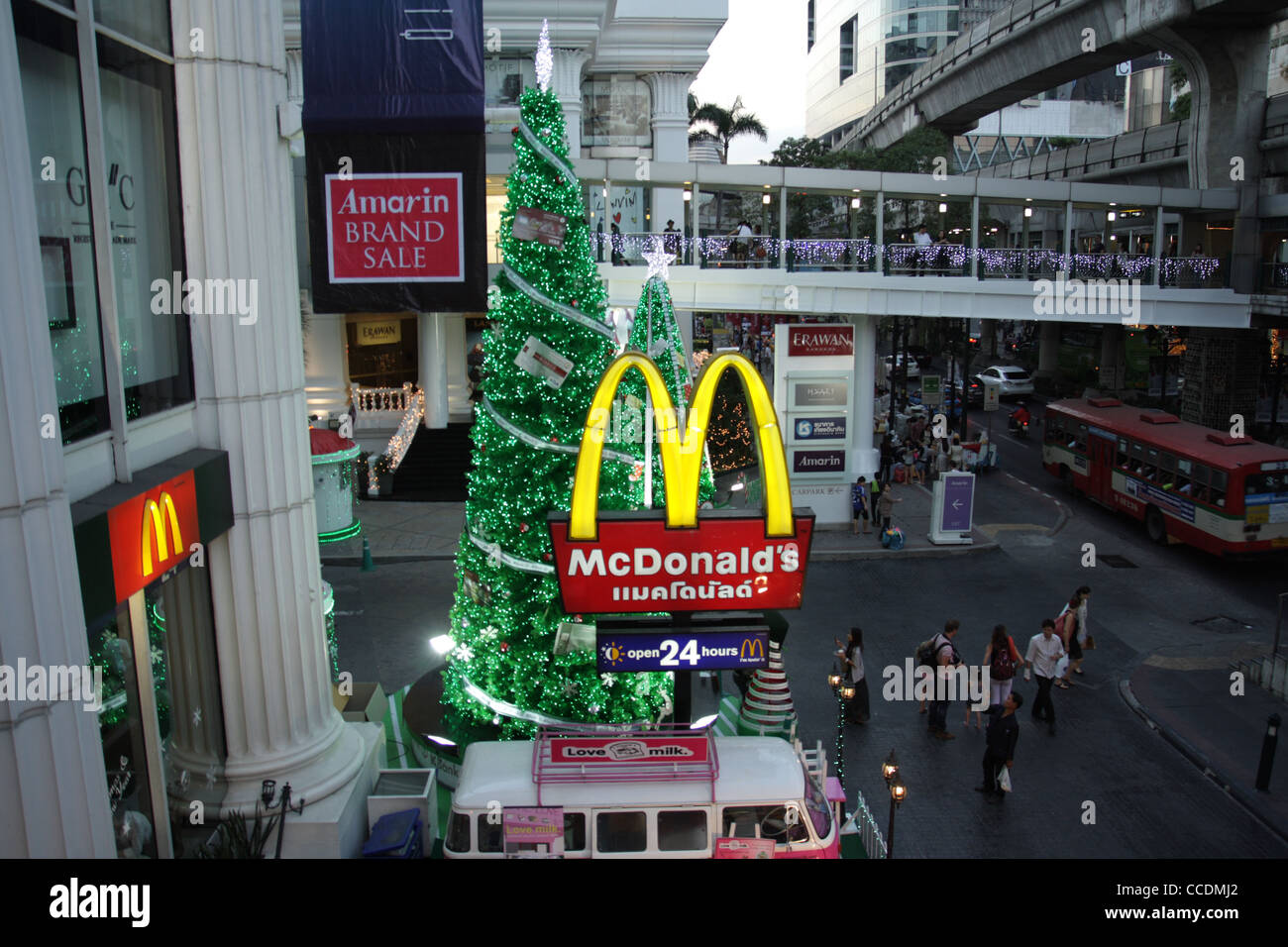Asian mcdonald hi-res stock photography and images - Alamy
