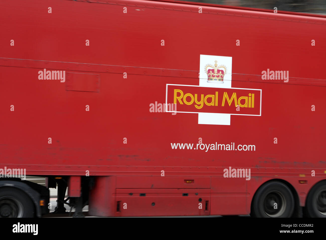 Royal mail truck hi-res stock photography and images - Alamy
