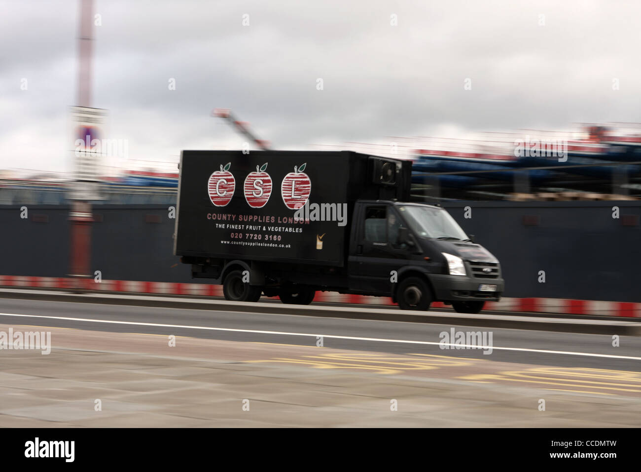 Box van hi-res stock photography and images - Alamy