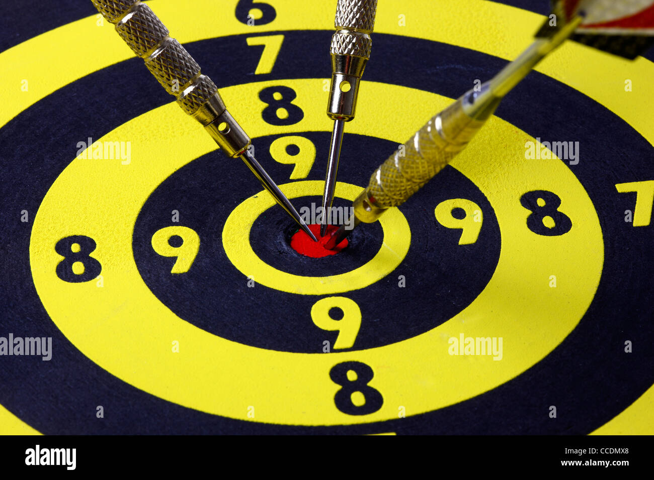 Dartboard, Dart game. Throwing darts Stock Photo - Alamy