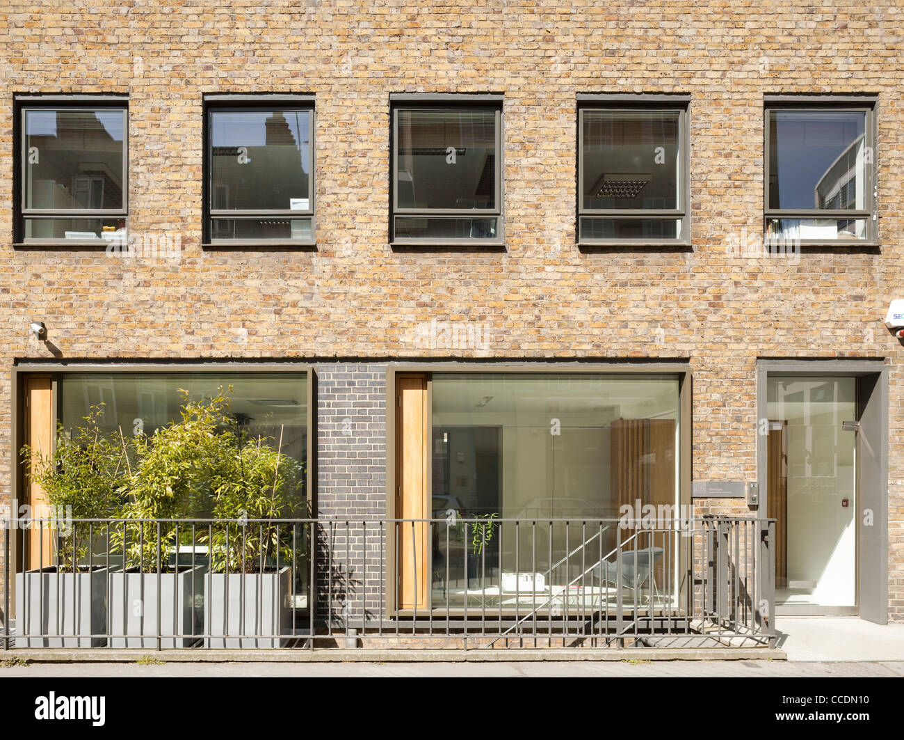 Street elevation hi-res stock photography and images - Alamy