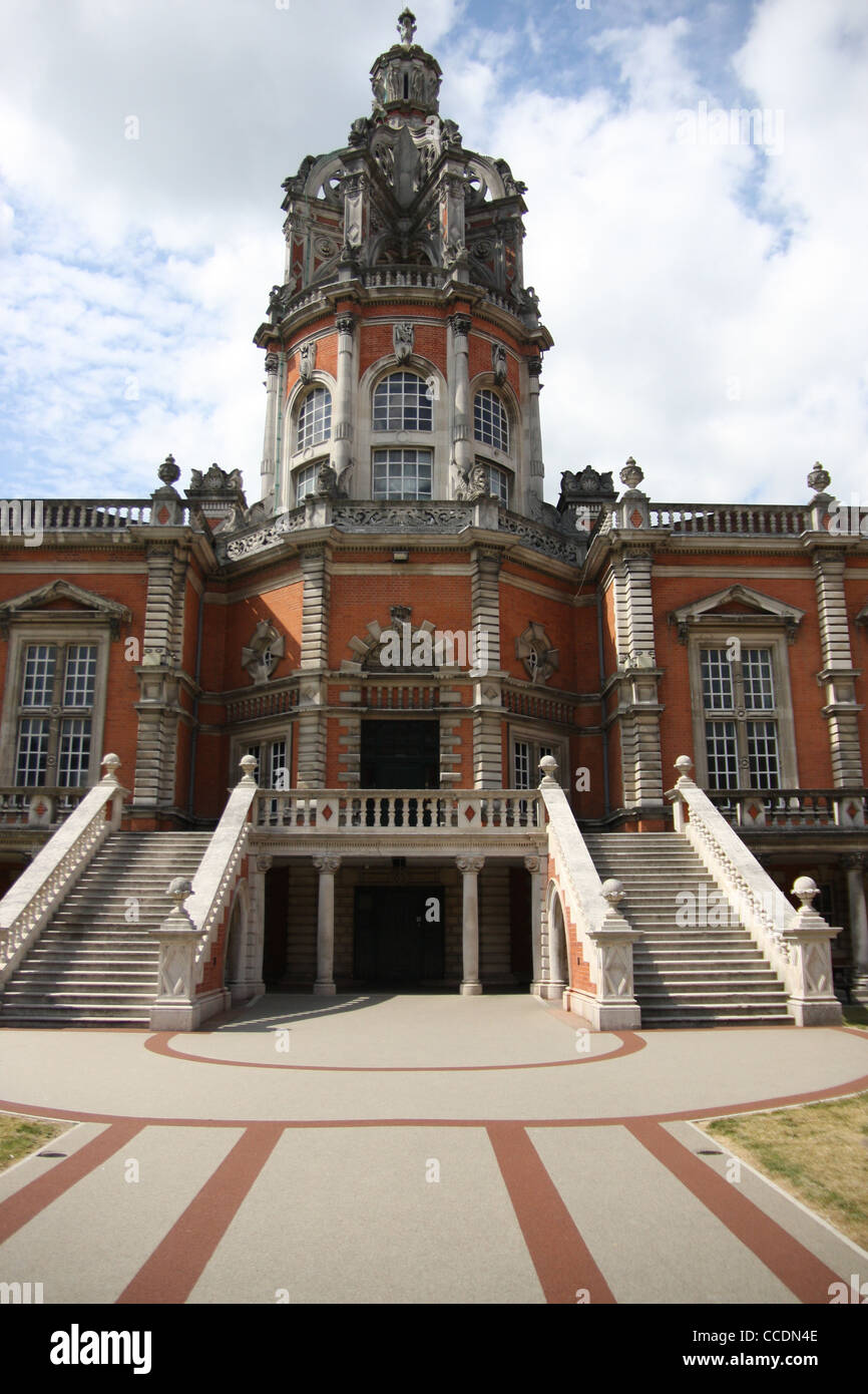 Royal holloway founders building hi-res stock photography and images ...