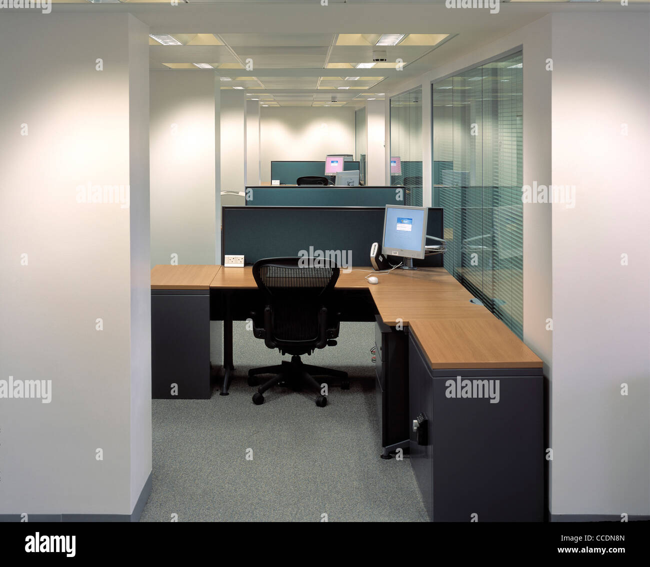 Overview interior office inside hi-res stock photography and images - Alamy
