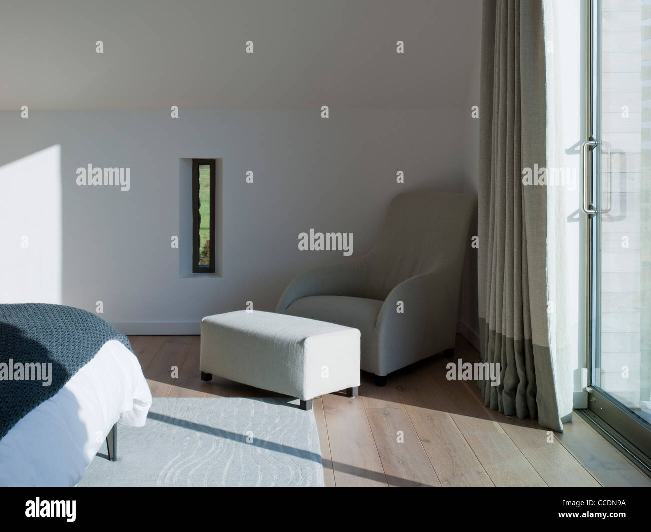 Slit window hi-res stock photography and images - Alamy