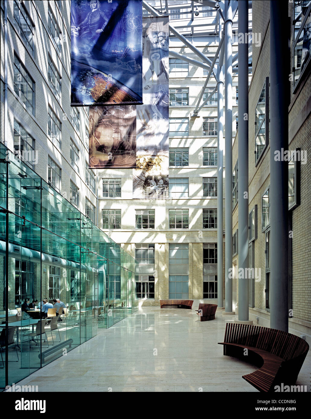 Ministry atrium hi-res stock photography and images - Alamy