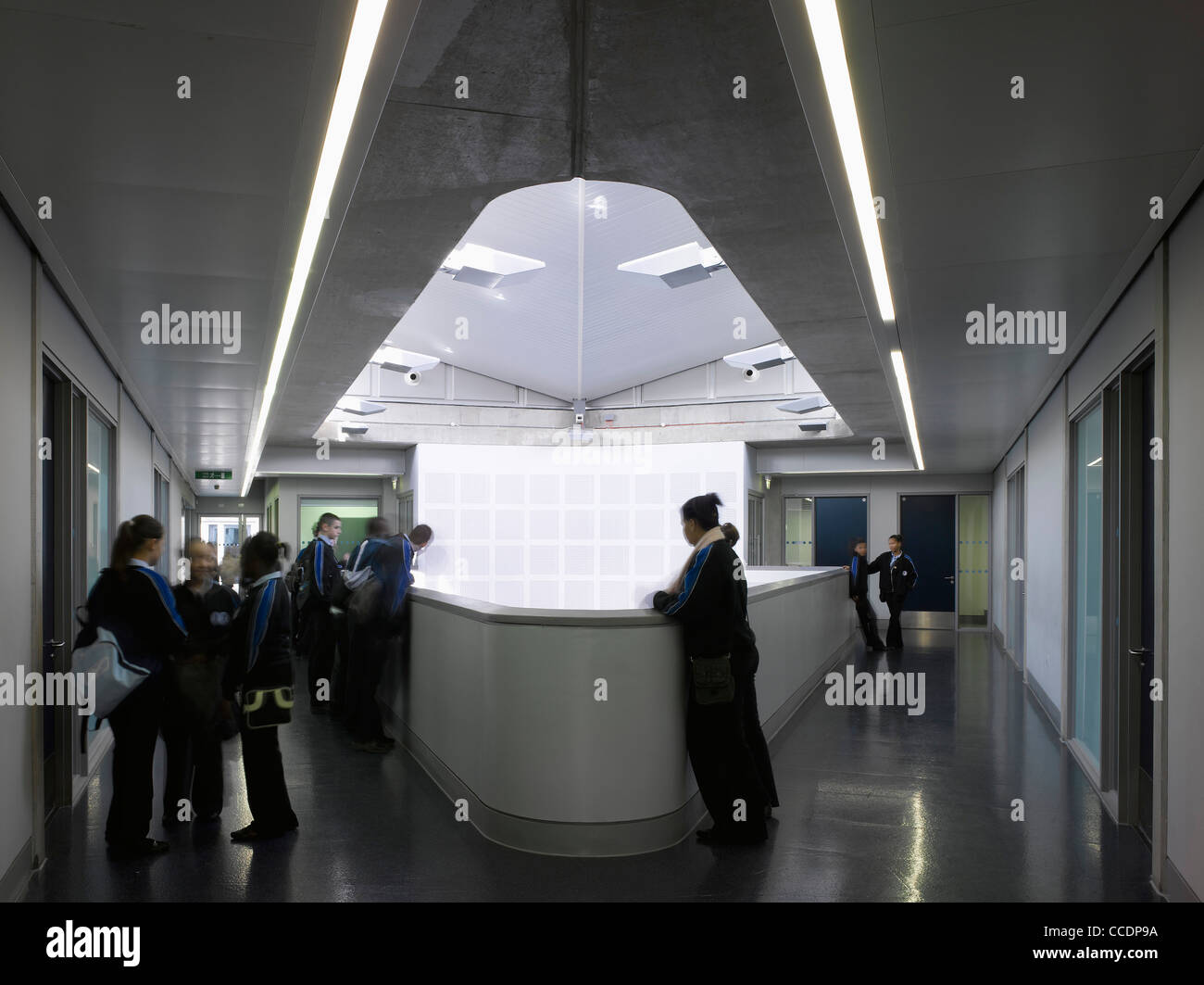 John madejski academy hi-res stock photography and images - Alamy
