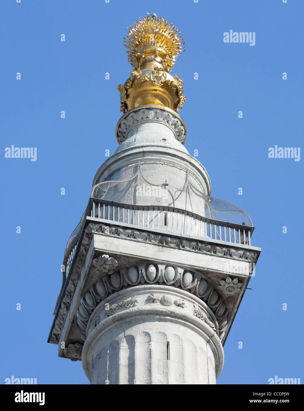 THE MONUMENT CHRISTOPHER WREN LONDON UNITED KINGDOM 1677 Stock Photo ...