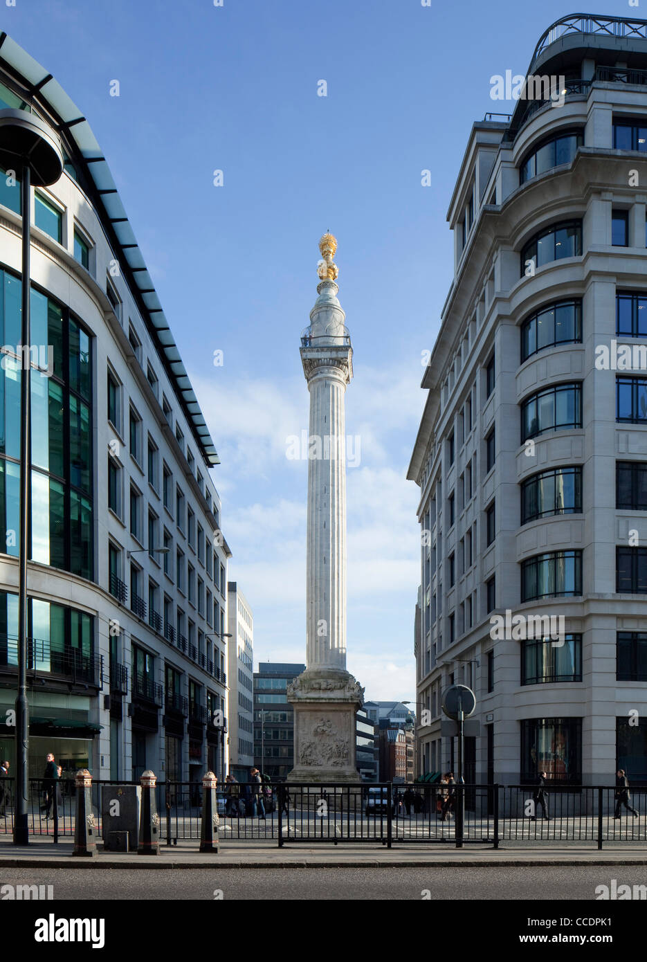 THE MONUMENT CHRISTOPHER WREN LONDON UNITED KINGDOM 1677 Stock Photo ...