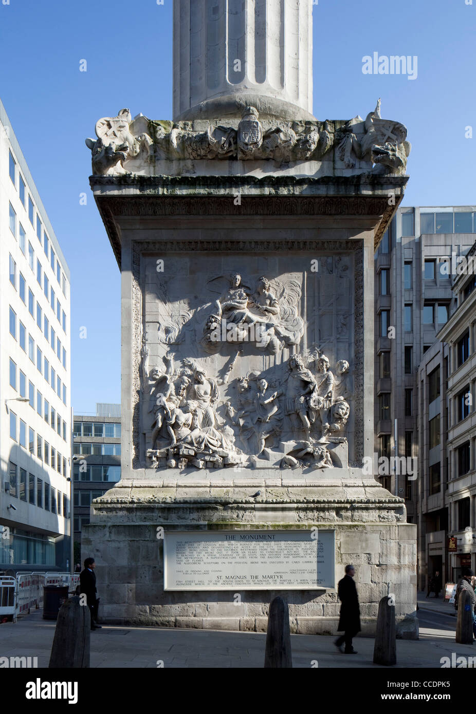 THE MONUMENT CHRISTOPHER WREN LONDON UNITED KINGDOM 1677 Stock Photo ...
