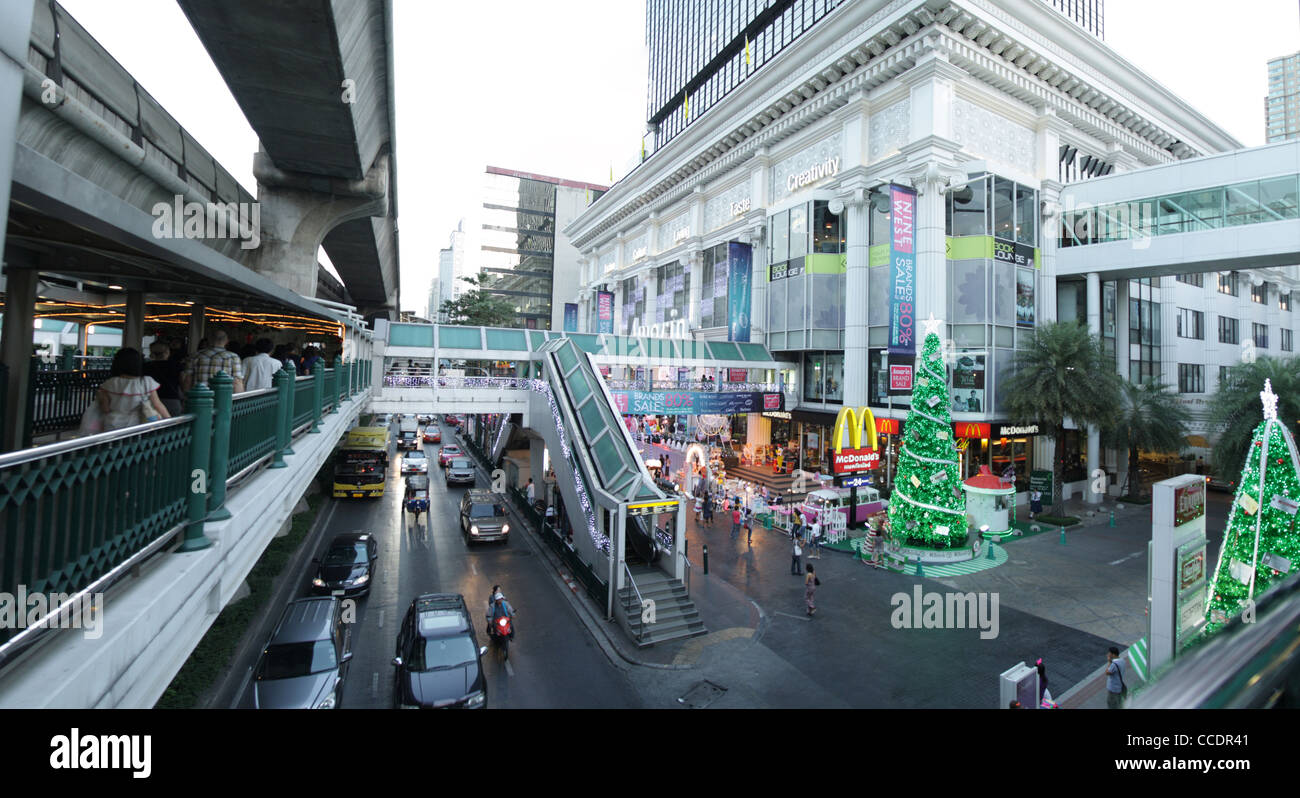 Erawan shopping mall in Bangkok Stock Photo - Alamy