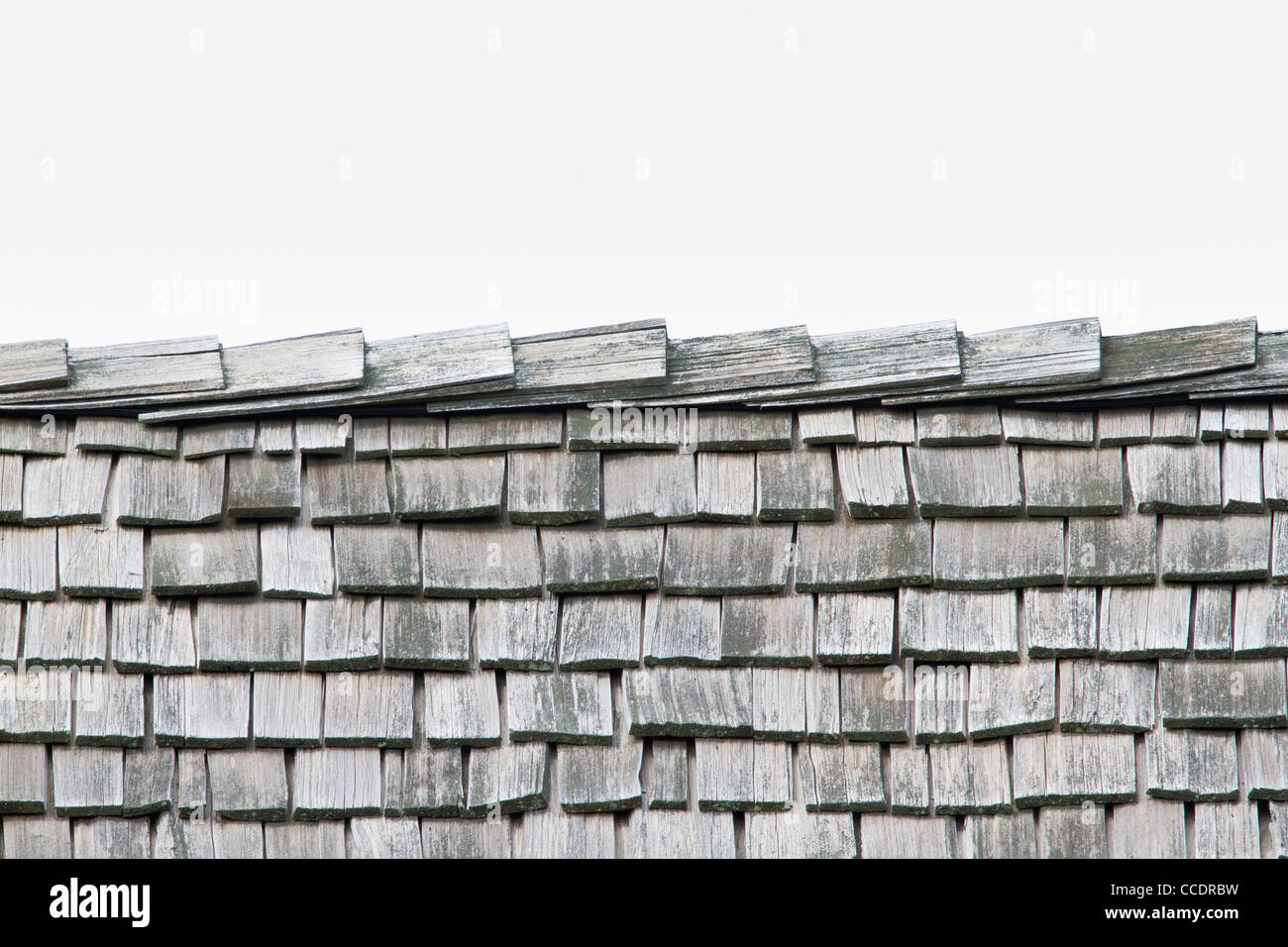 Roof made by using an old style wood shingles Stock Photo - Alamy