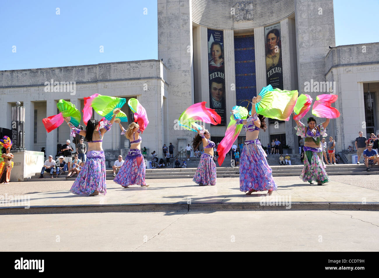 Belly dancing morocco hi-res stock photography and images - Alamy