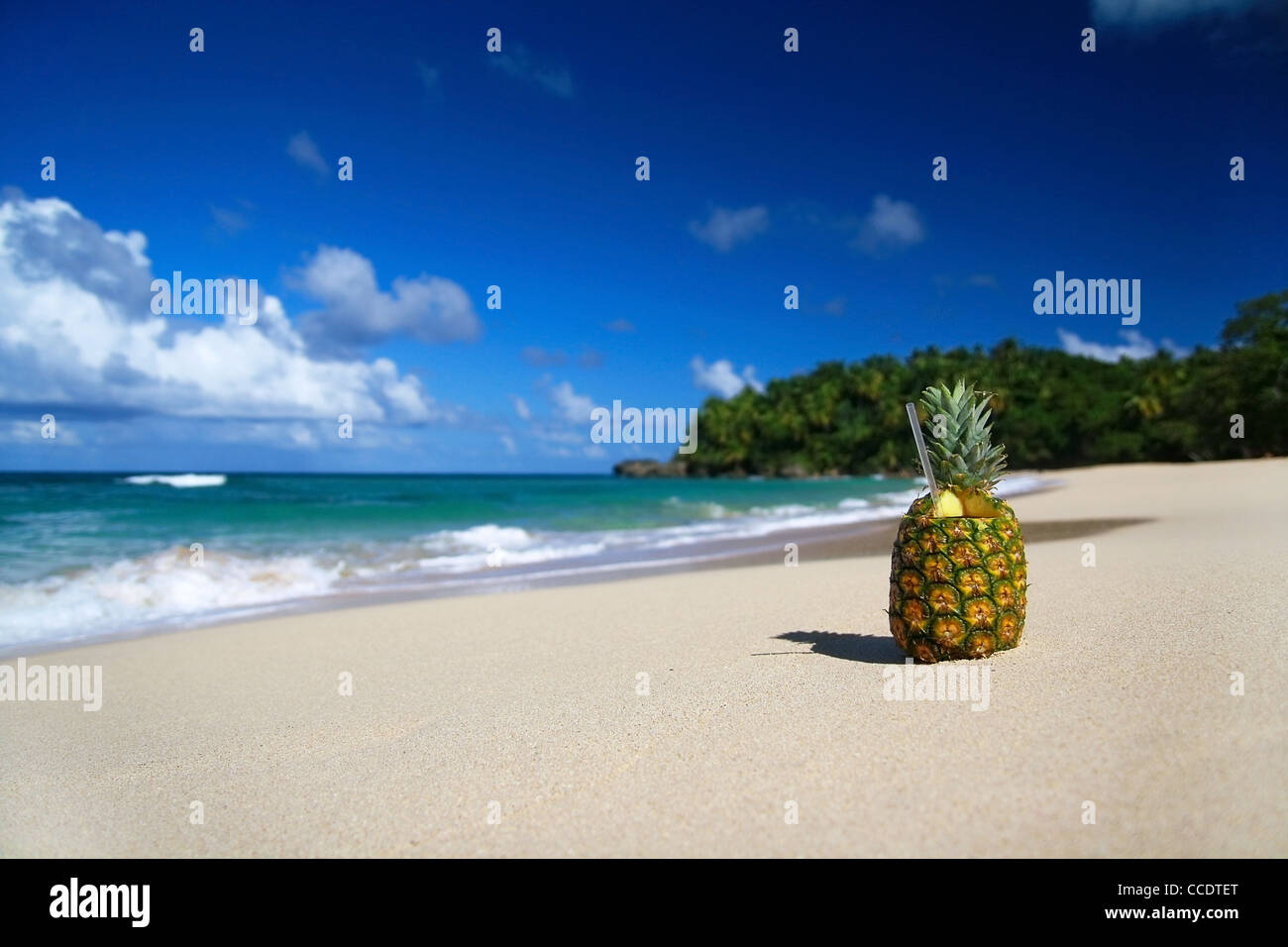 Pina colada on beach of Atlantic ocean Stock Photo - Alamy