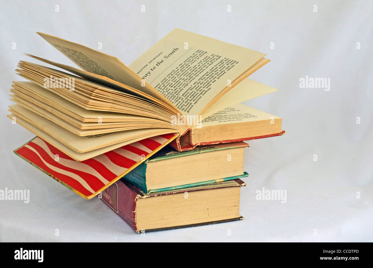 Children's books stack hi-res stock photography and images - Alamy