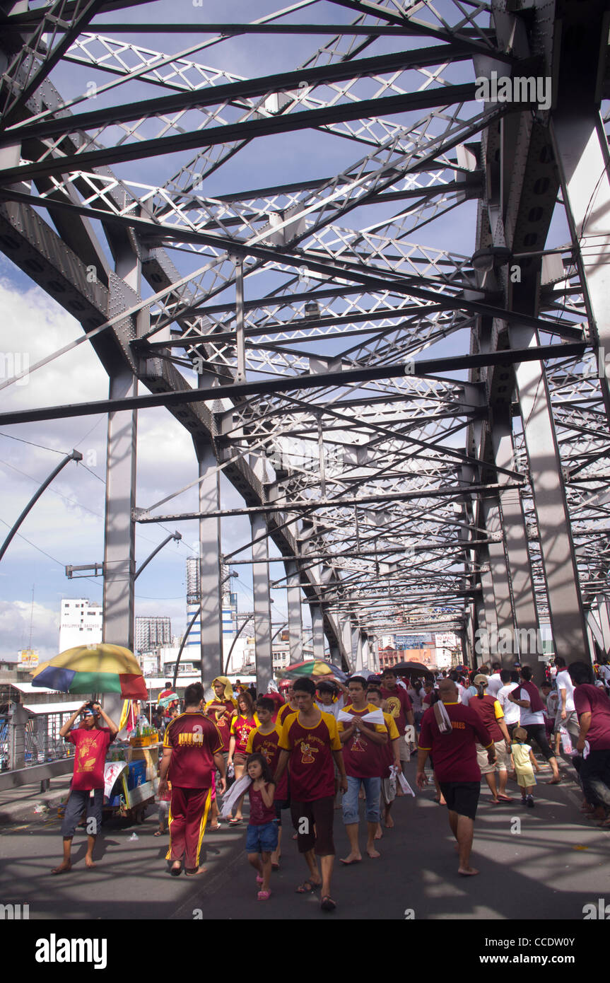 Annual Procession of Black Nazarene in Quiapo, Manila Philippines Stock ...