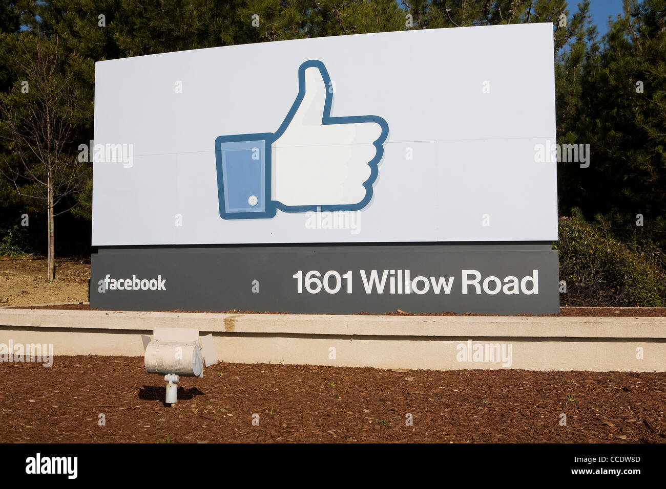 Facebook headquarters hi-res stock photography and images - Alamy
