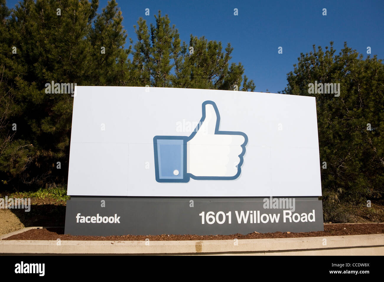 Facebook headquarters hi-res stock photography and images - Alamy