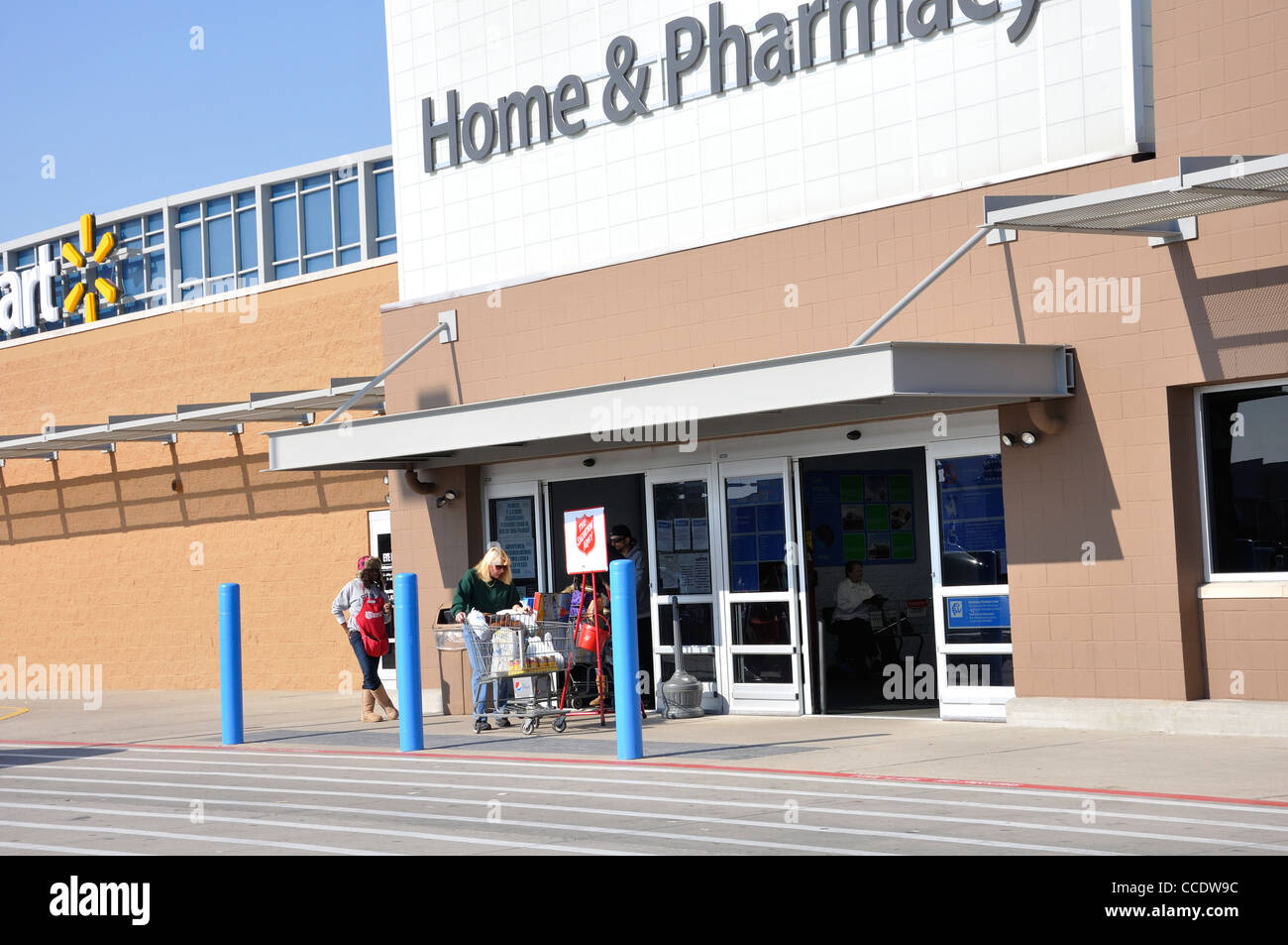 Salvation Army bell ringer, Texas, USA Stock Photo - Alamy