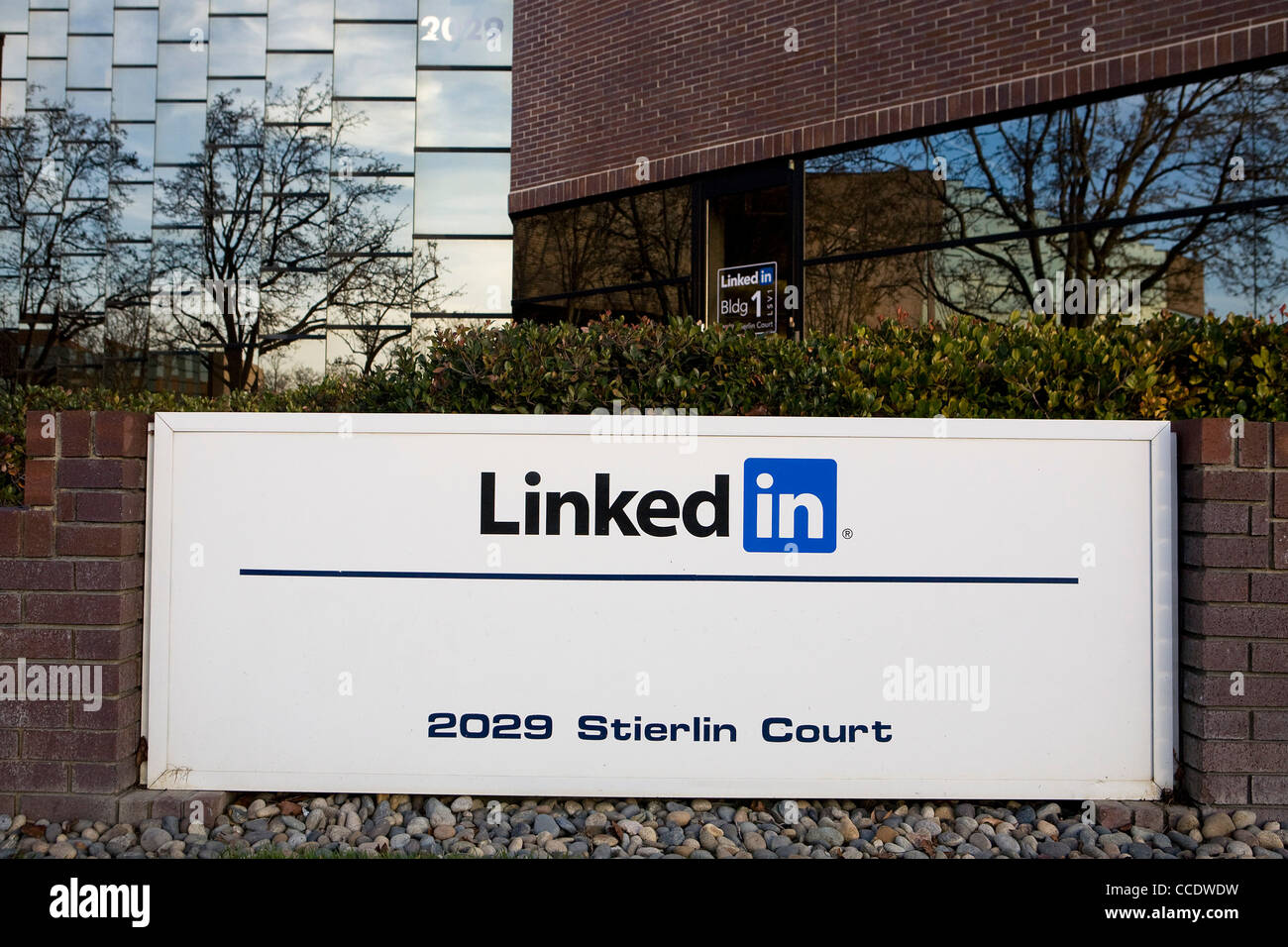 The headquarters of LinkedIn Stock Photo - Alamy