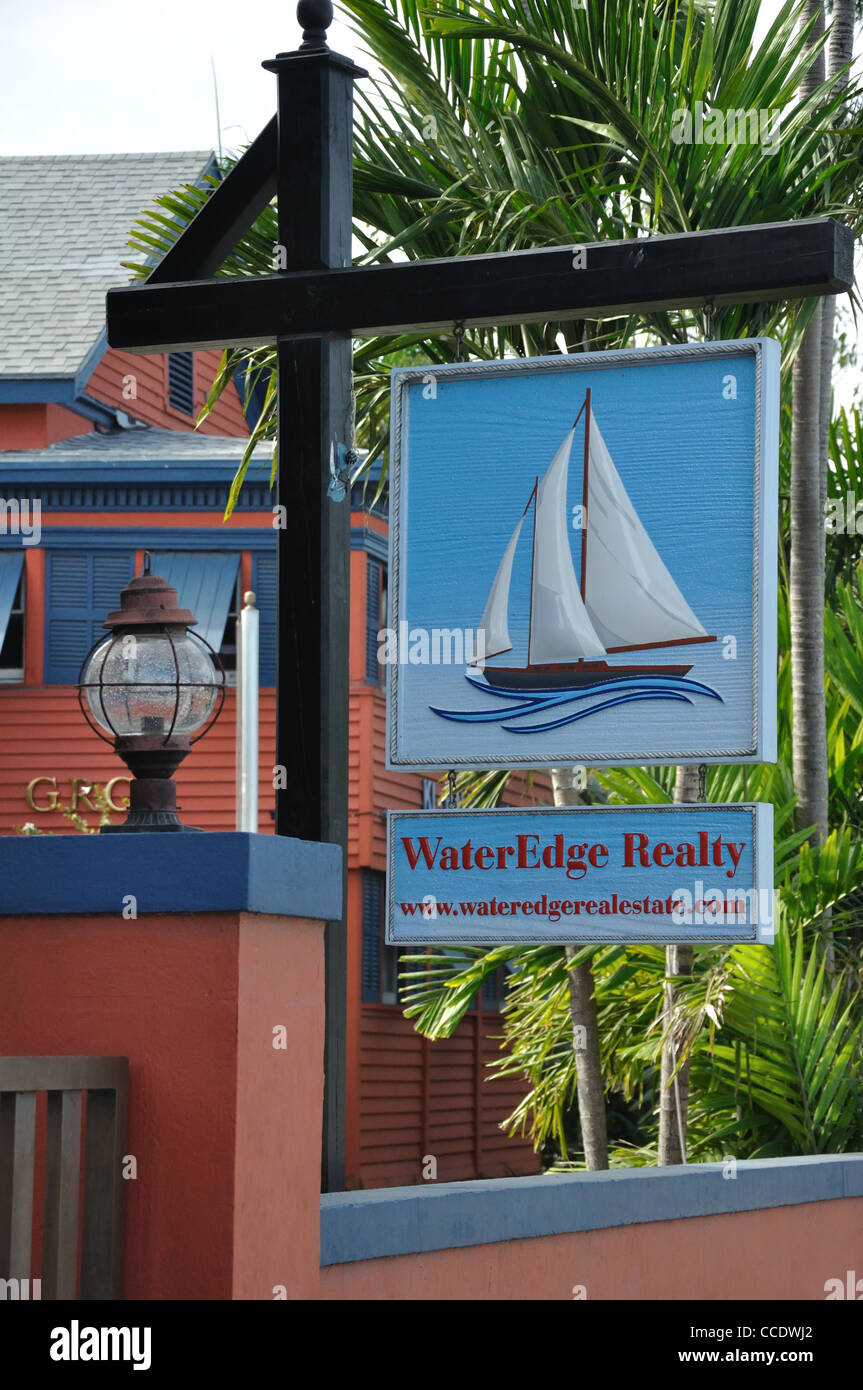 Real estate sign, Nassau, Bahamas Stock Photo - Alamy