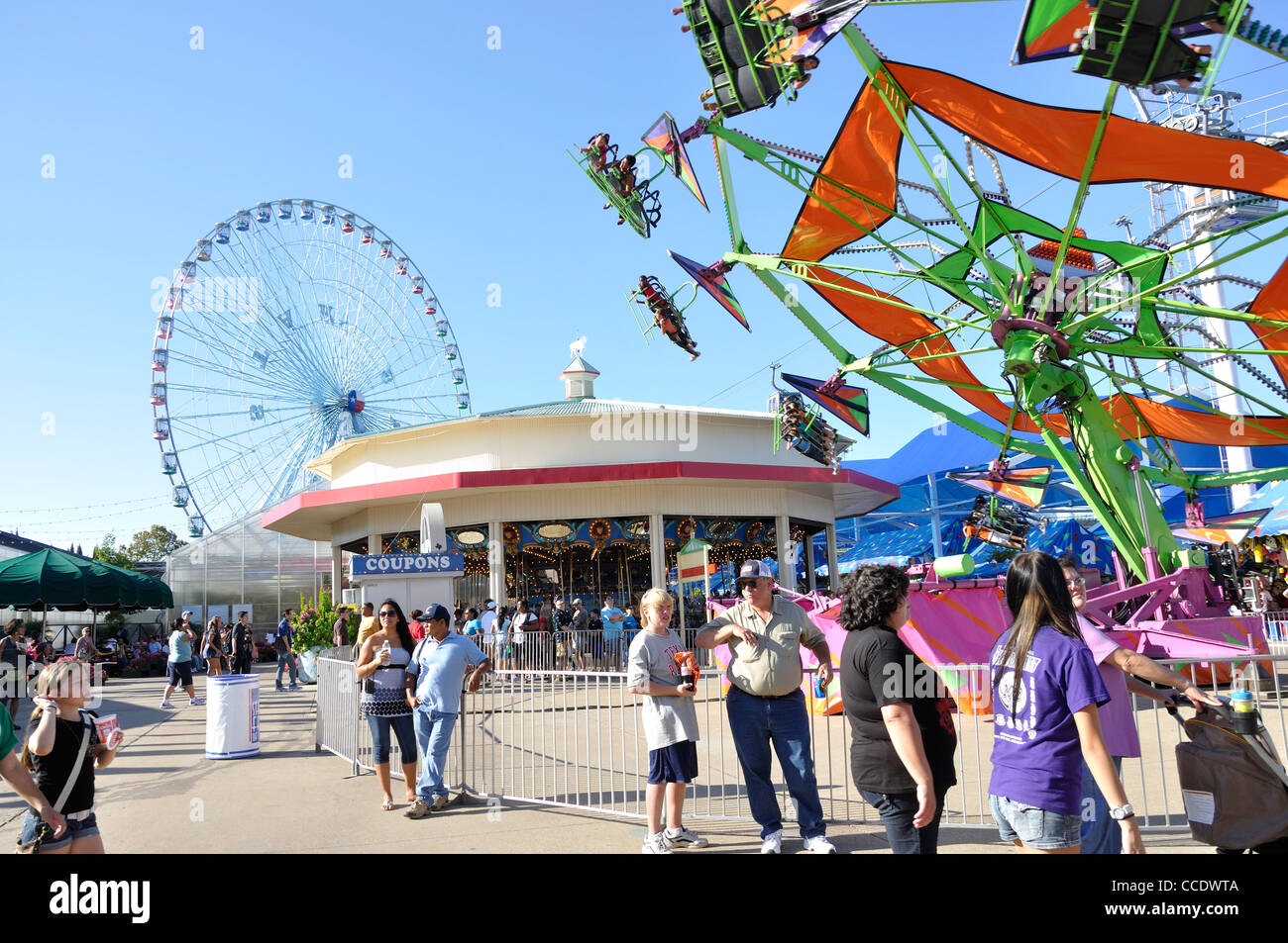 Texas fair rides hi-res stock photography and images - Alamy