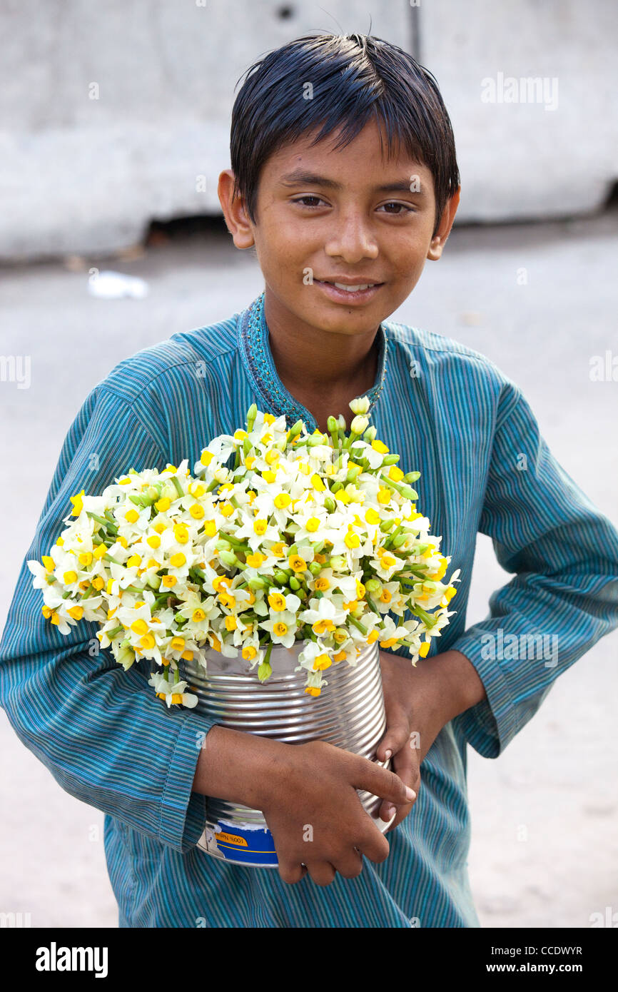 Pakistani boy in islamabad pakistan hi-res stock photography and images ...