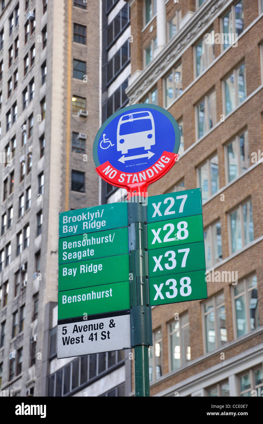 New york city bus stop sign hi-res stock photography and images - Alamy