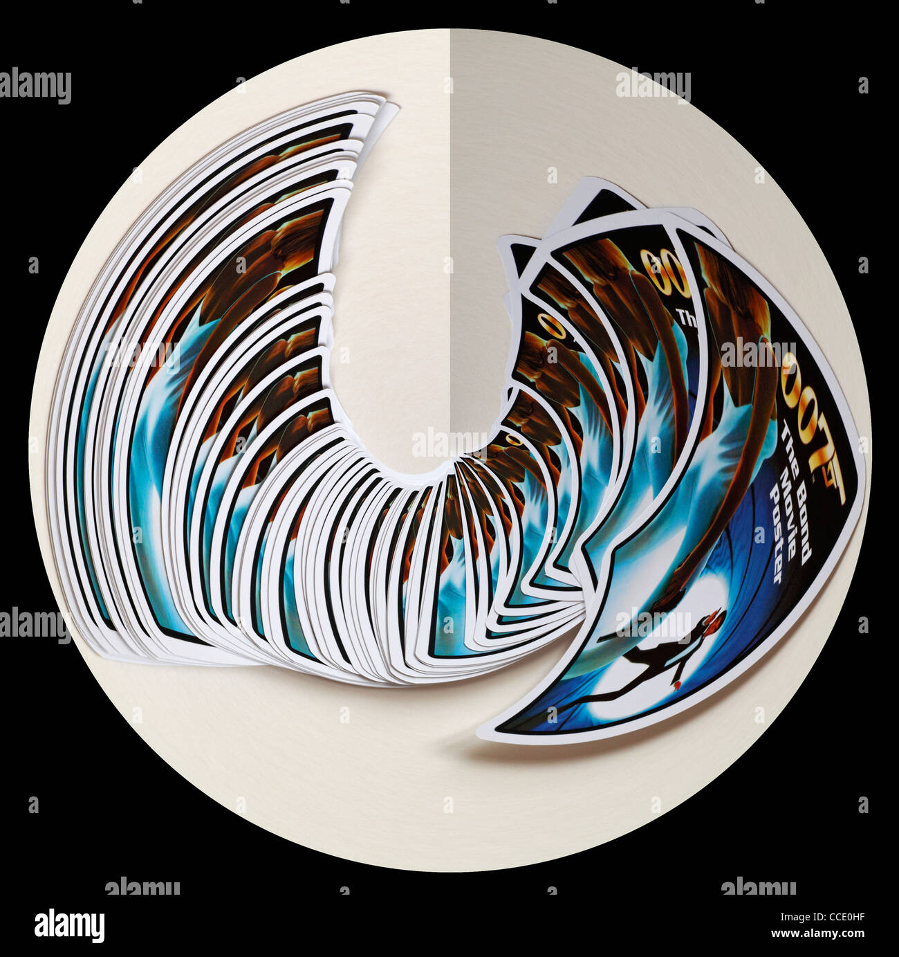 007 the bond movie poster playing cards hi-res stock photography and ...