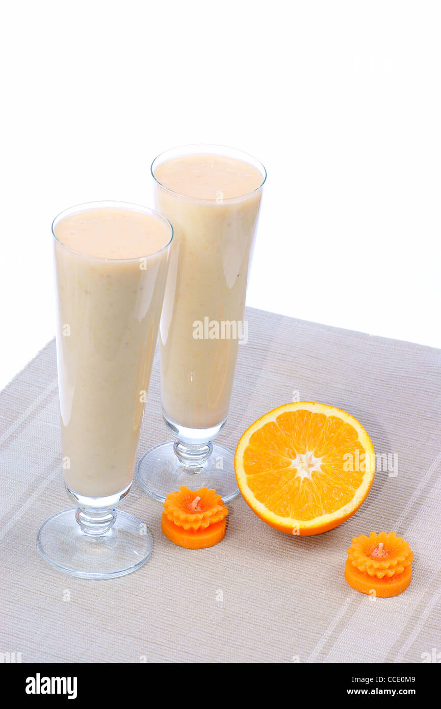 Orange fruit slice and cocktail, isolated on white background Stock ...