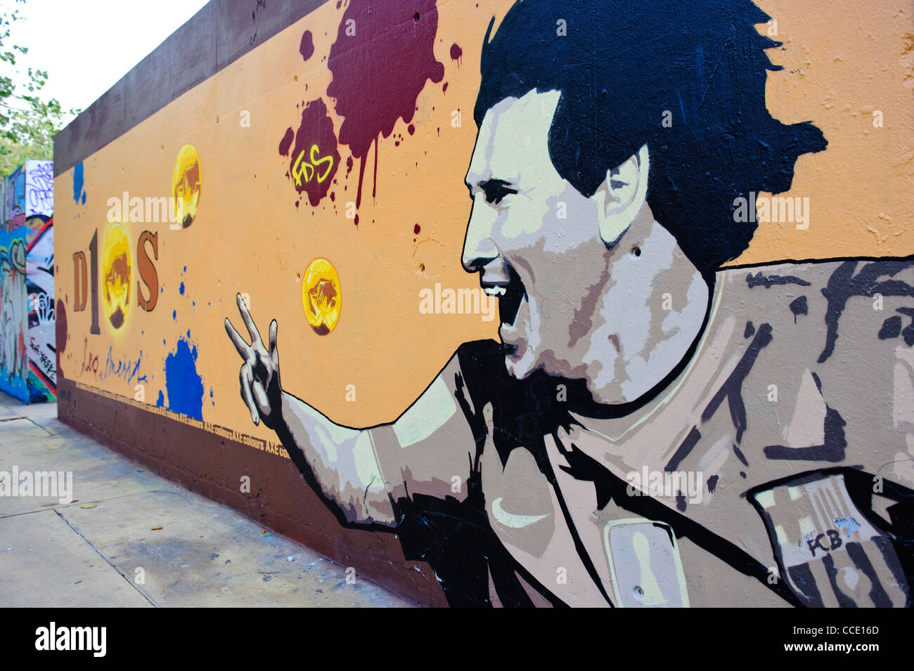 Lionel Messi graffiti tribute wall in Barcelona, Spain Stock Photo - Alamy