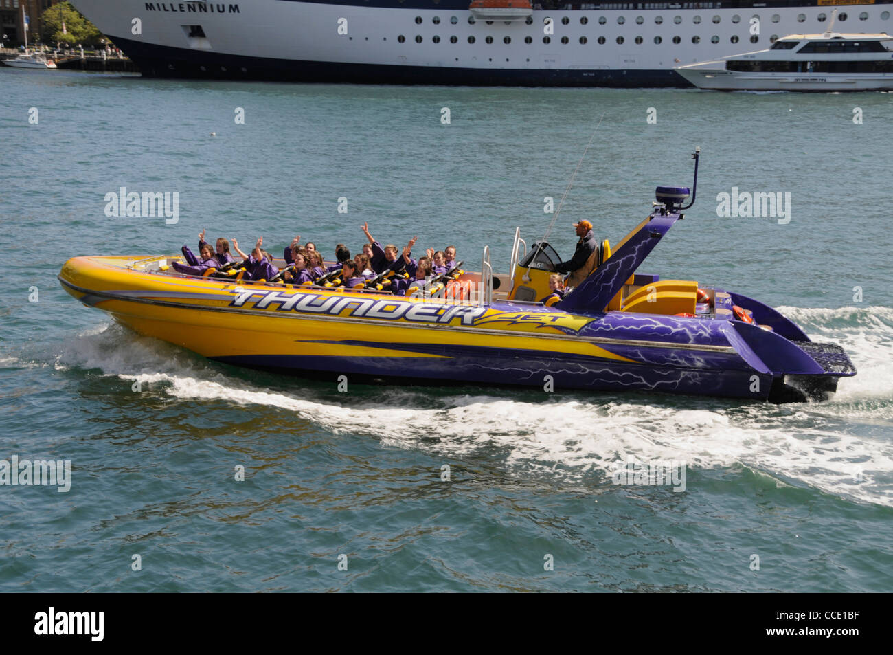 Thunder jet boat oung tourists circular quay sydney hi-res stock ...
