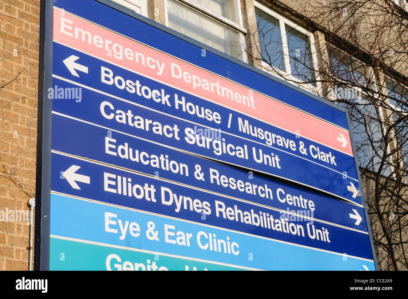 Hospital departments signs hi-res stock photography and images - Alamy