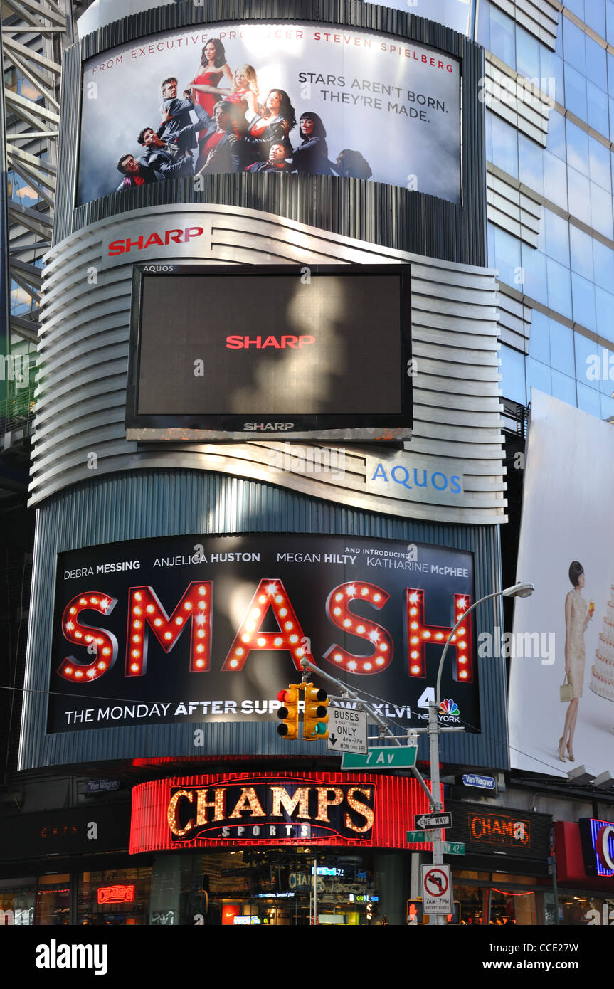 Acrobatic Tv Show Smash