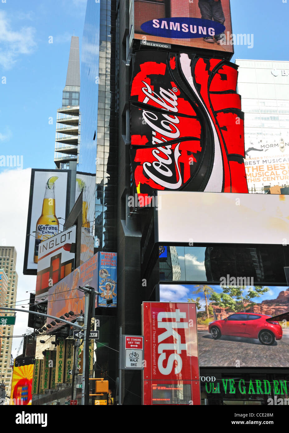 Ads, Times Square, Manhattan, New York, USA Stock Photo - Alamy