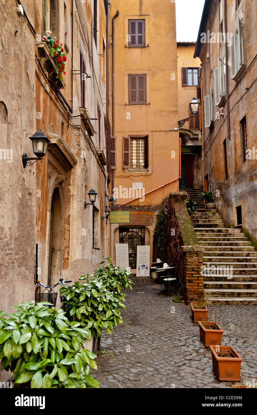 Narrow street of Rome, Italy Stock Photo - Alamy