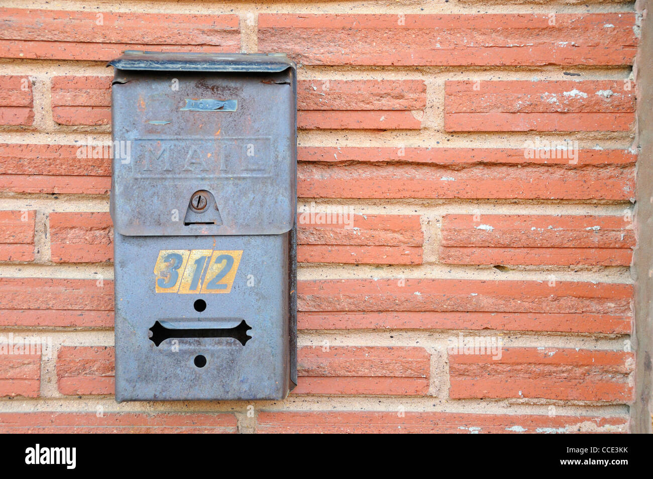Old mail box Stock Photo - Alamy