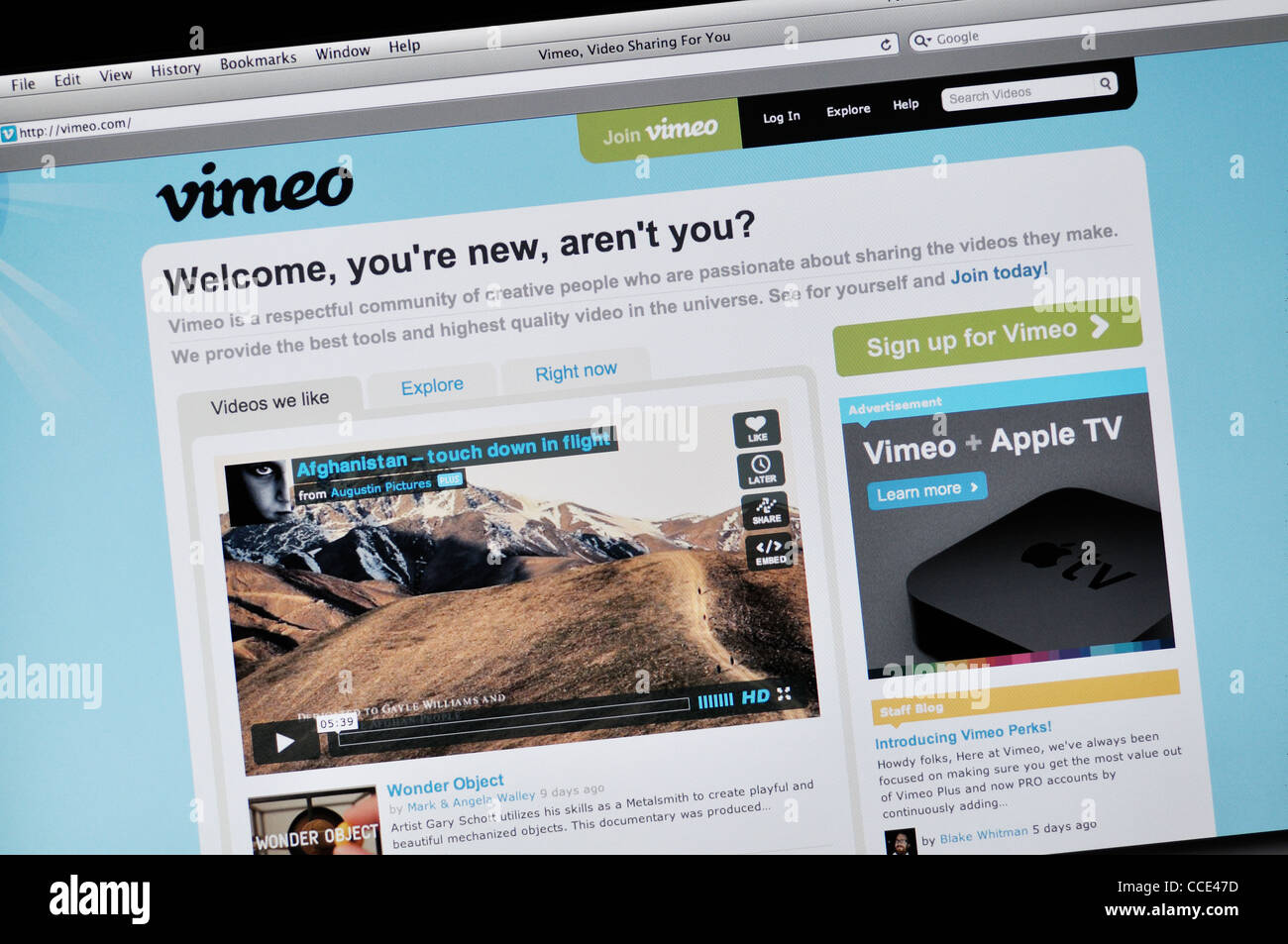 Upload videos hi-res stock photography and images - Alamy