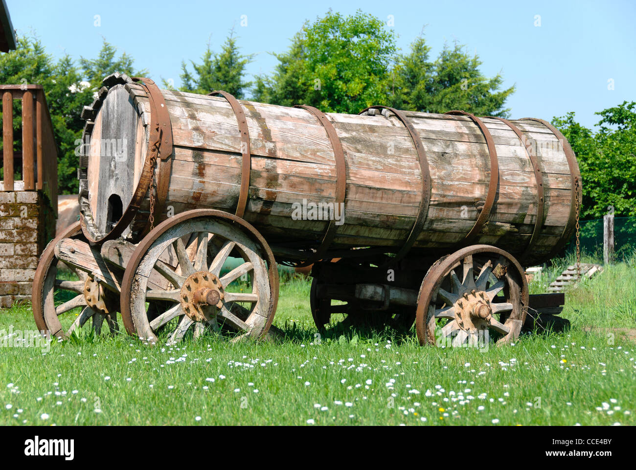 Old water tank hi-res stock photography and images - Alamy