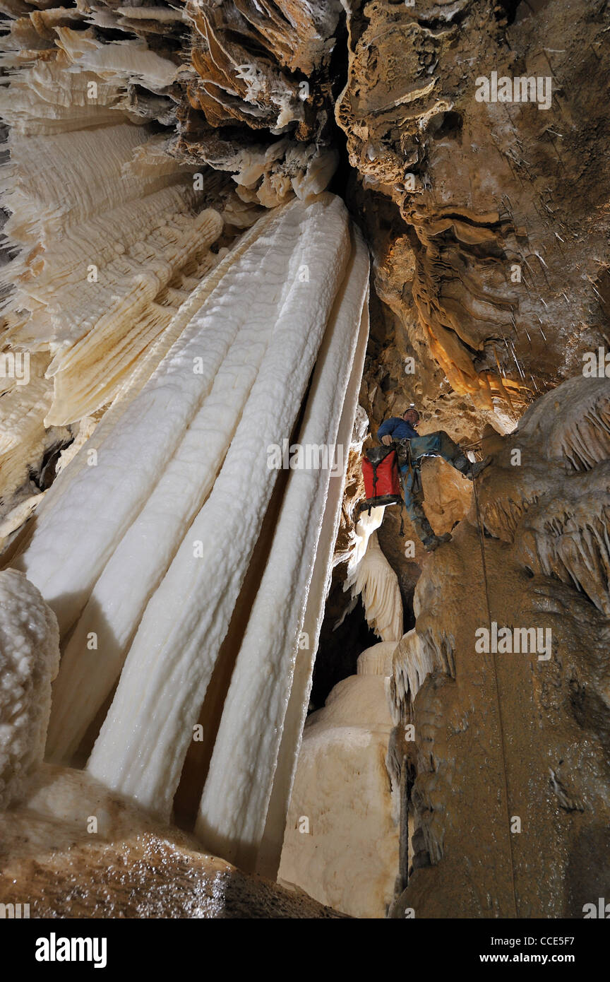 Reseau Felix Trombe part of the Reseau Felix Trombe-Hernre Morte cave ...