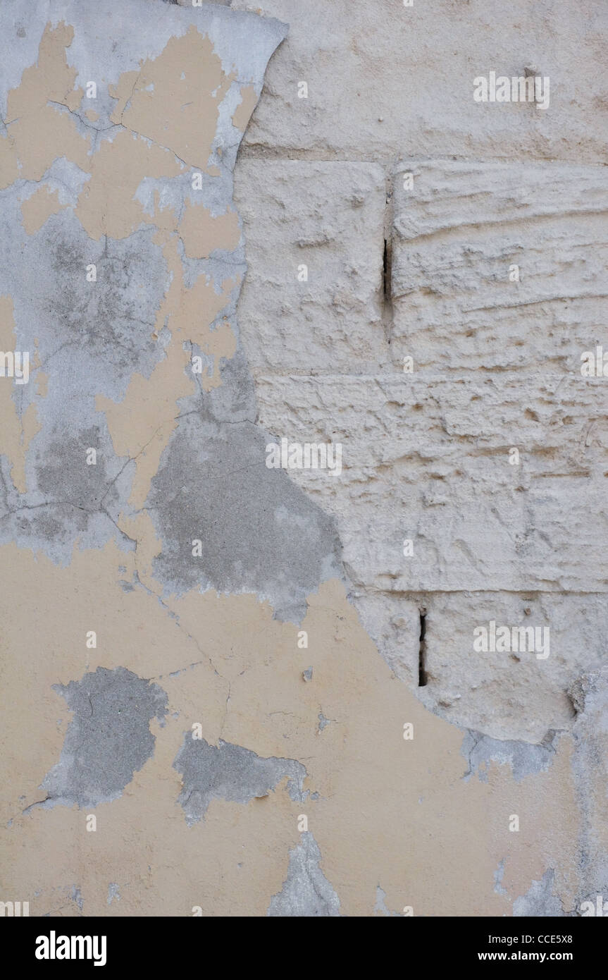 Chipped off paint and cracked wall plaster Stock Photo - Alamy