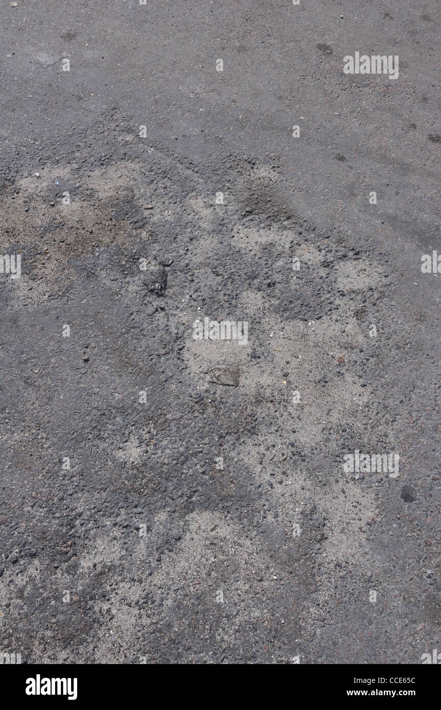 Pavement damage hi-res stock photography and images - Alamy