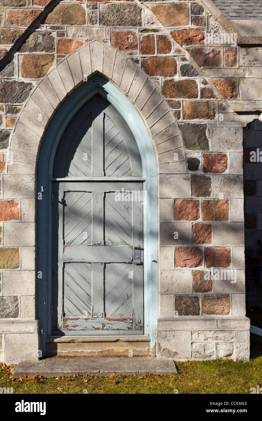 Stone doorway door arch hi-res stock photography and images - Alamy