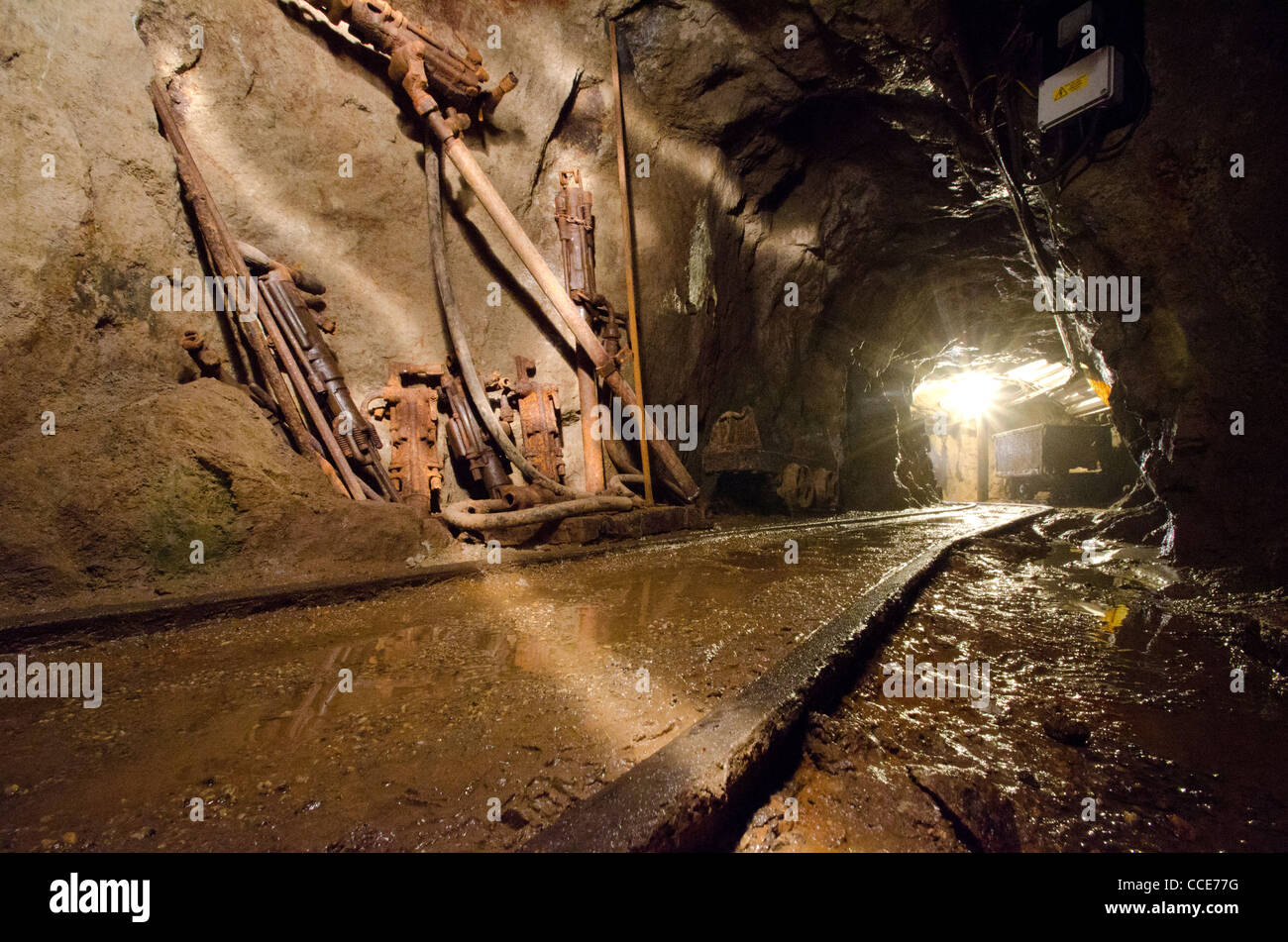 Underground in a mine in Cornwall Stock Photo - Alamy