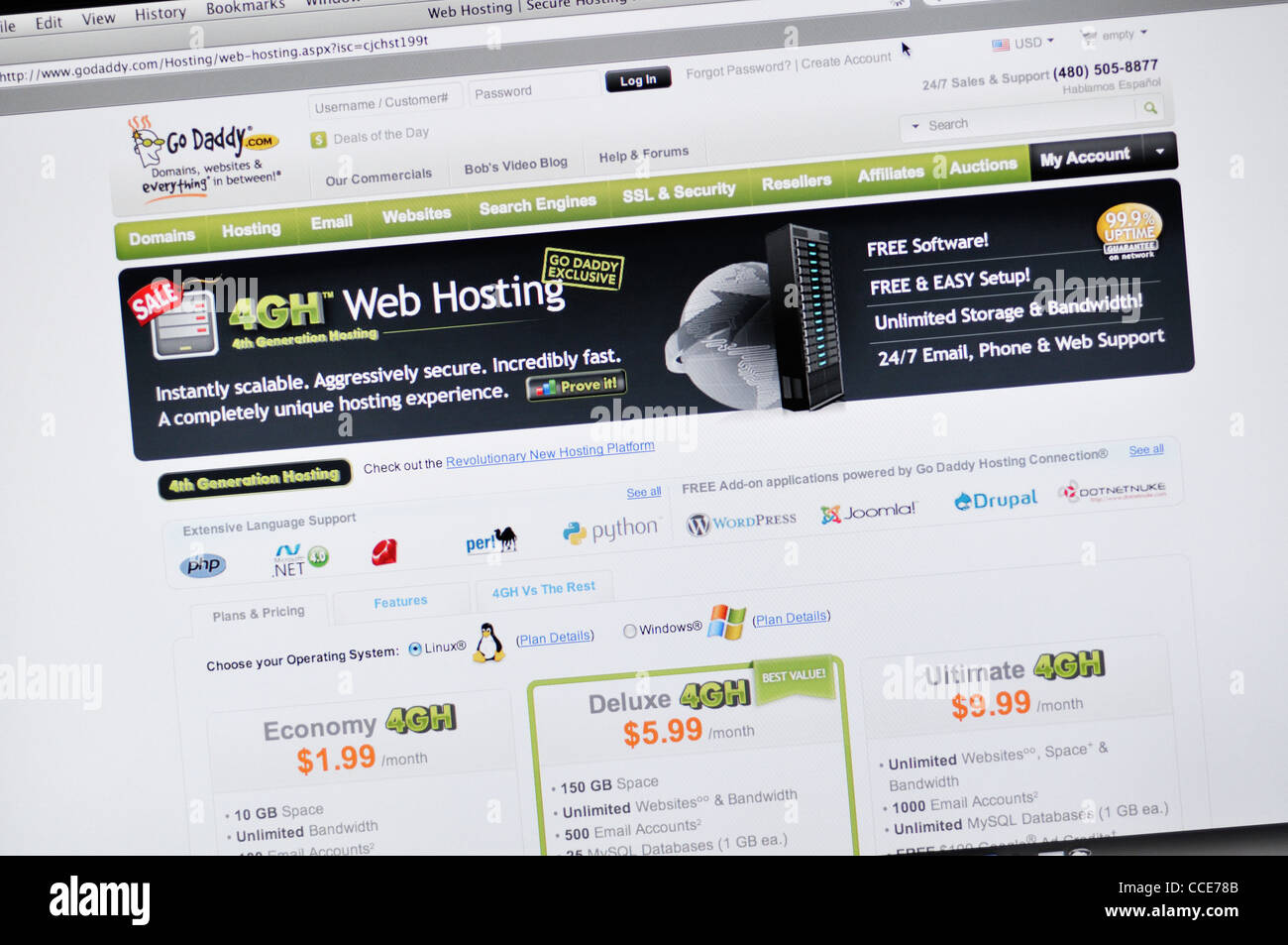 Godaddy website hi-res stock photography and images - Alamy