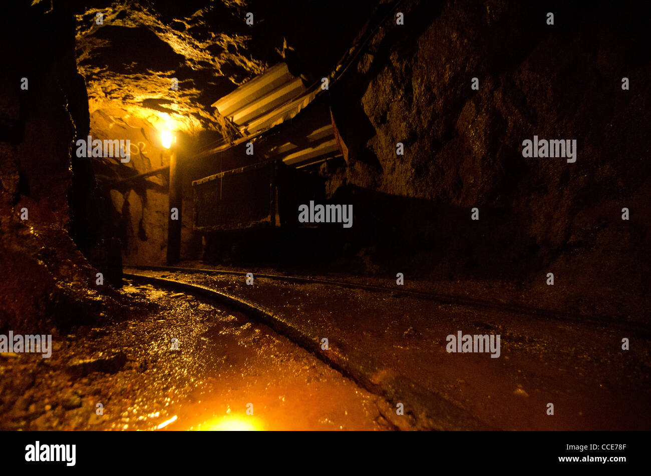 Underground in a mine in Cornwall Stock Photo - Alamy