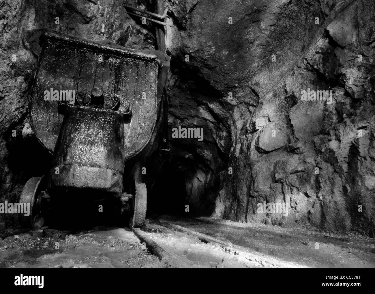 Underground in a mine in Cornwall Stock Photo - Alamy