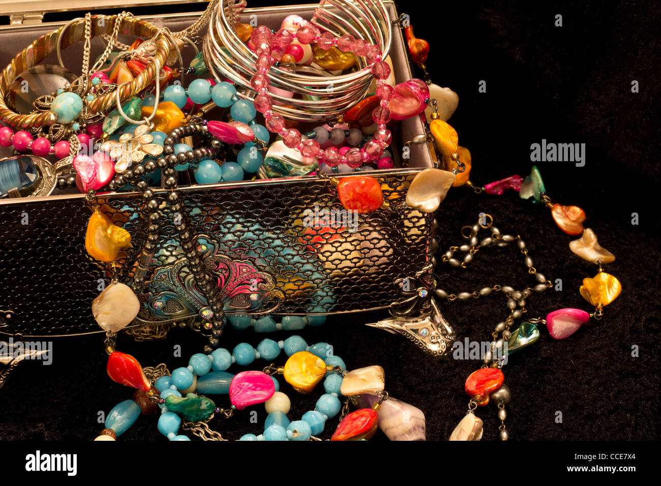 Silver jewels hi-res stock photography and images - Alamy